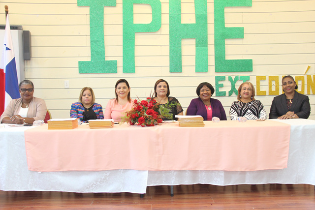 Extensión del IPHE de Colón realiza graduación 2018