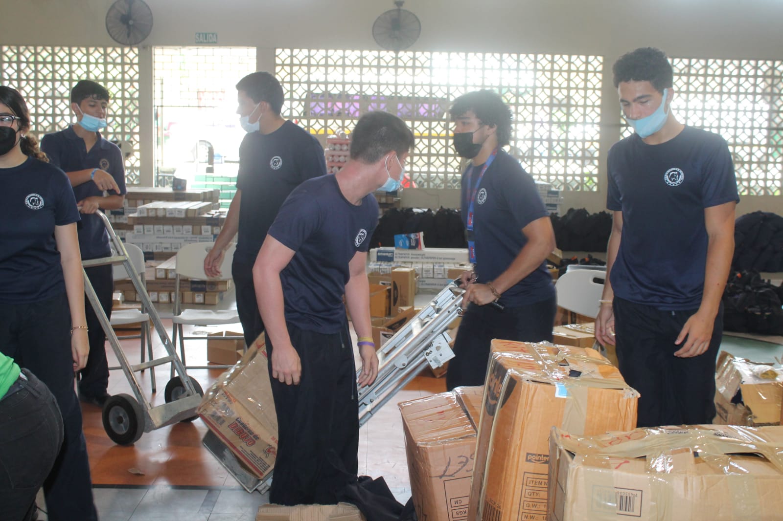En el IPHE: Estudiantes del Panamerican School realizan labor ...