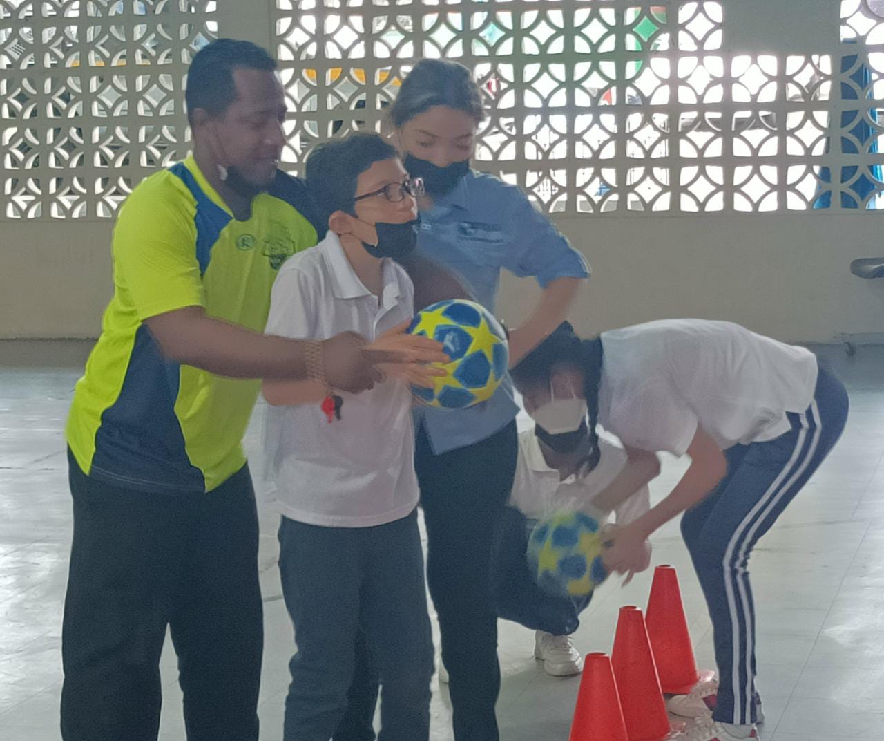 Fortalecen sus destrezas motoras