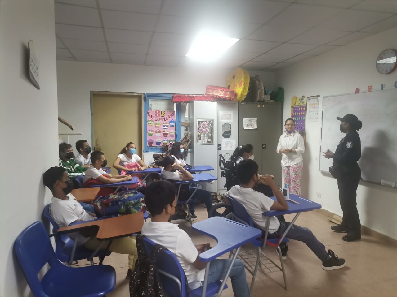 Orientan a estudiantes sobre programa para prevención de las pandillas ...