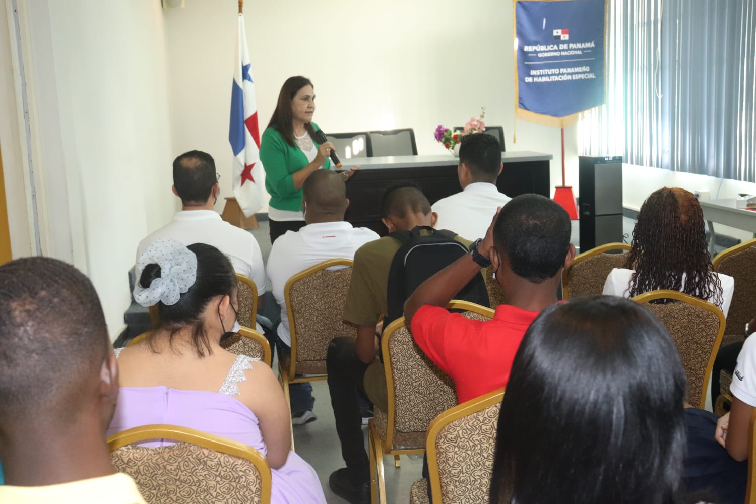 Graduando culminan periodo de práctica profesional