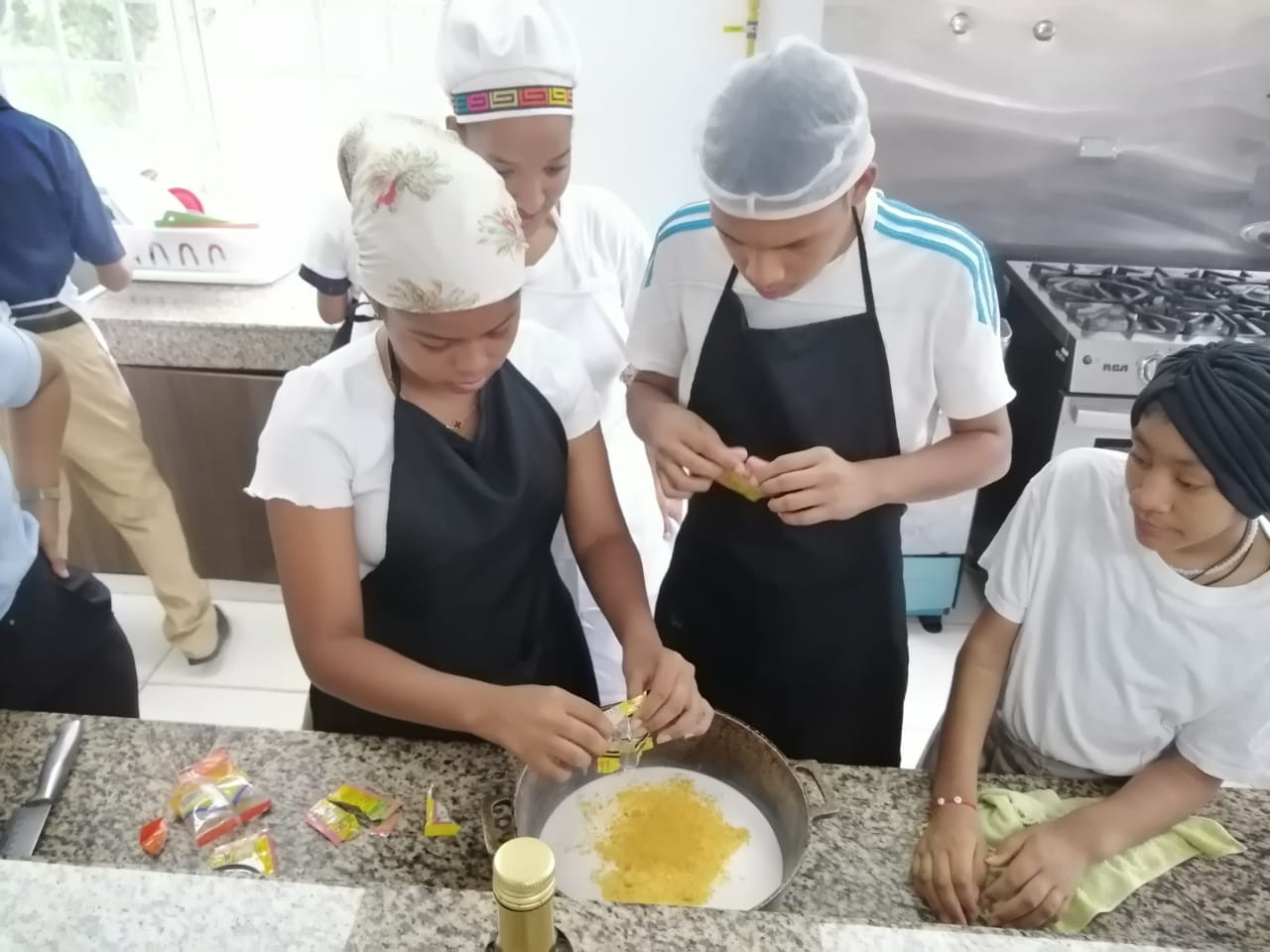 CTI Gastronomía de Chepo aprende a preparar arroz One Pot