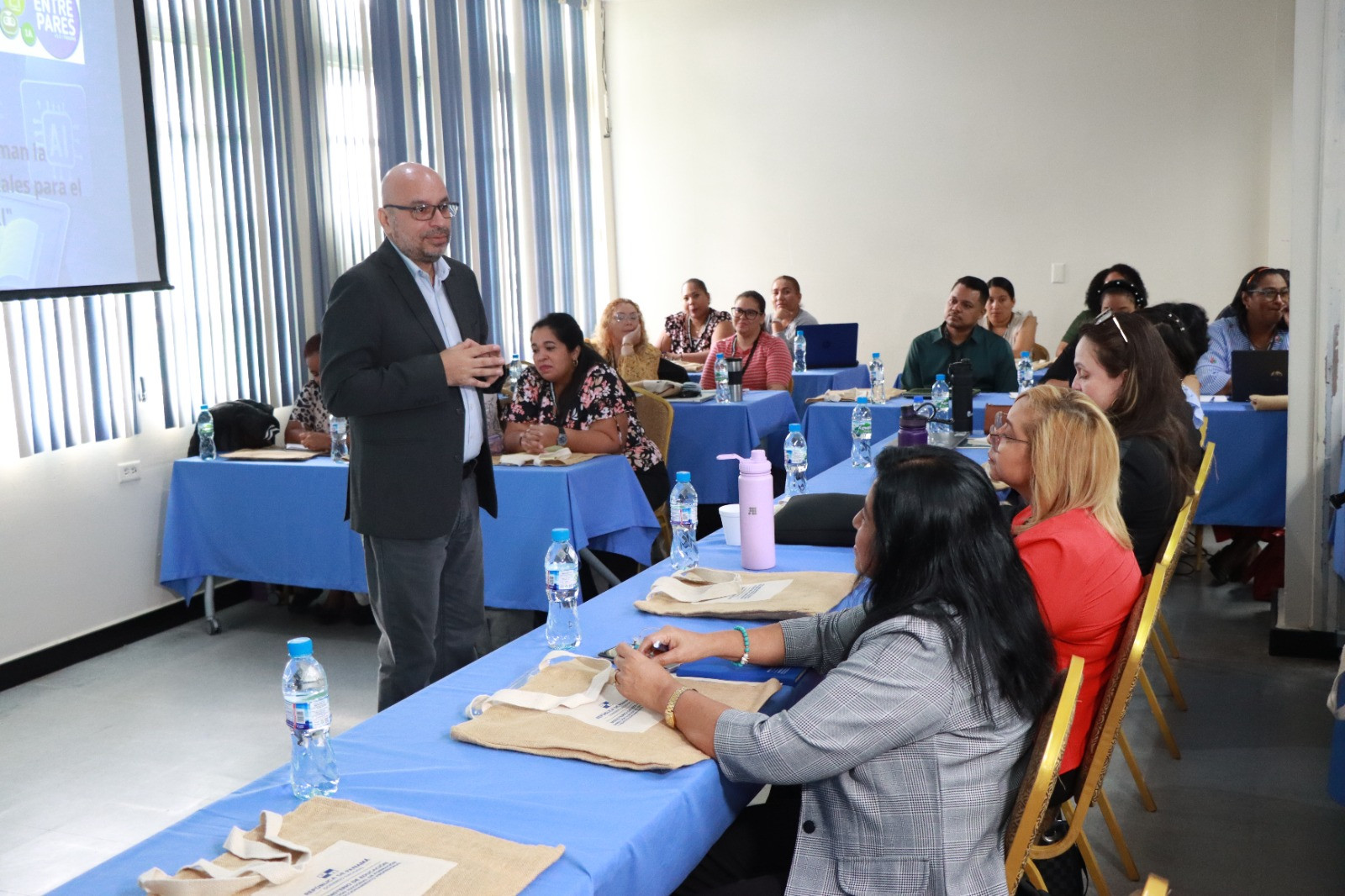 IPHE inicia capacitación docente con visión inclusiva y tecnológica a ...