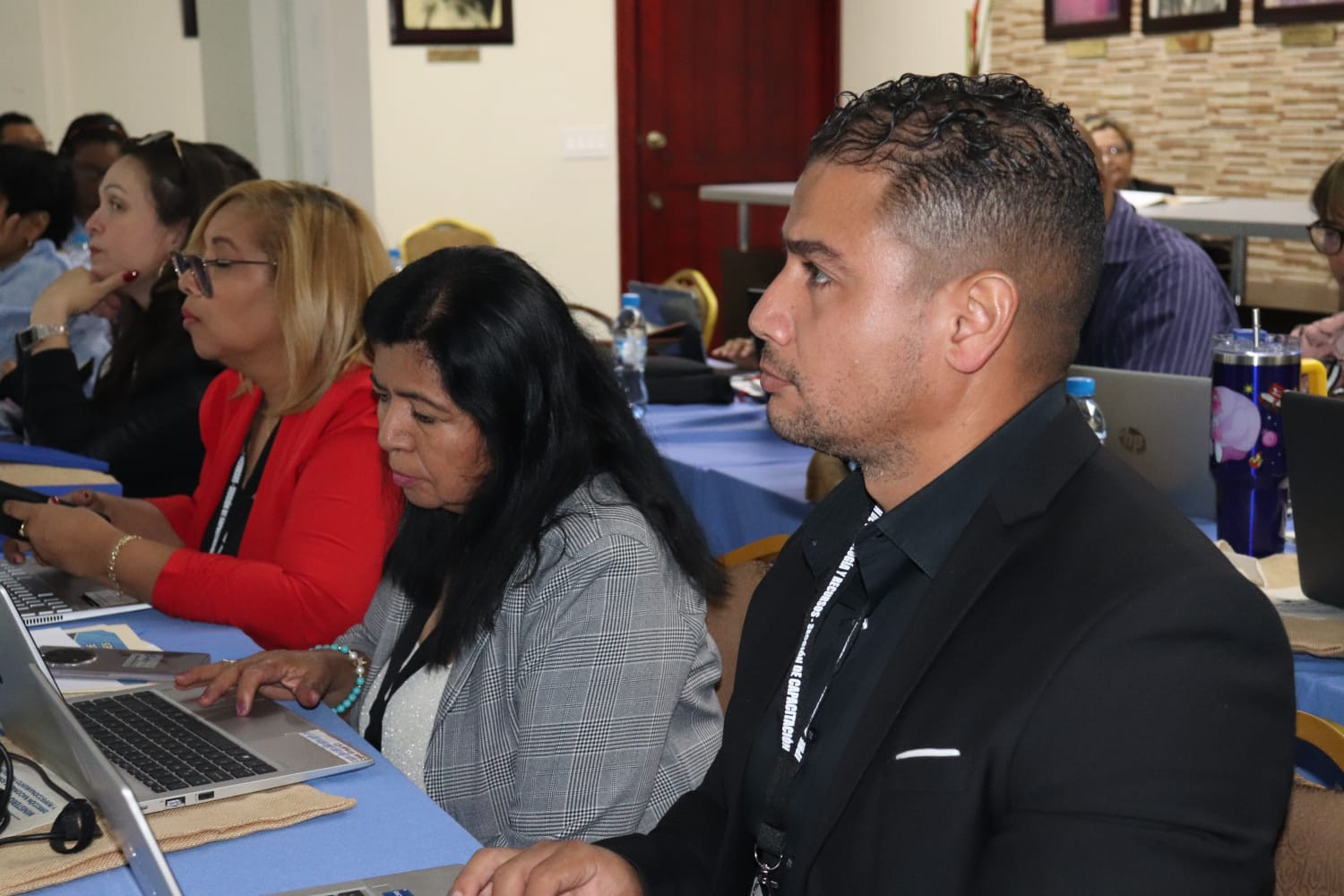 IPHE inicia capacitación docente con visión inclusiva y tecnológica a ...